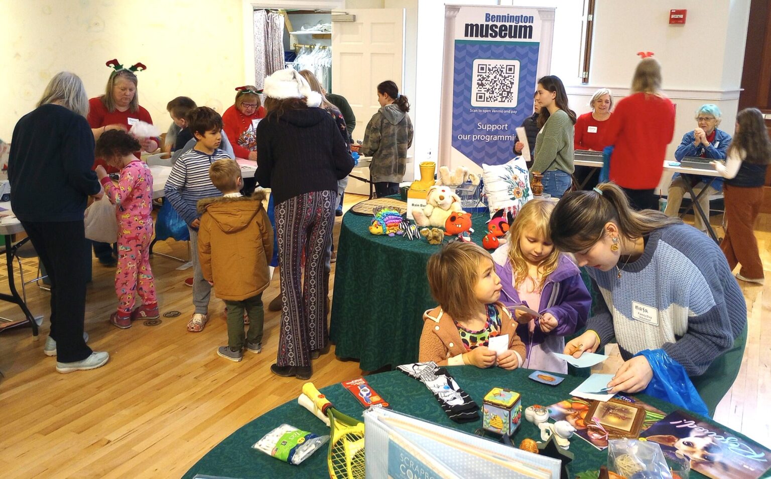 Holiday Shopping Guide in Bennington Vermont